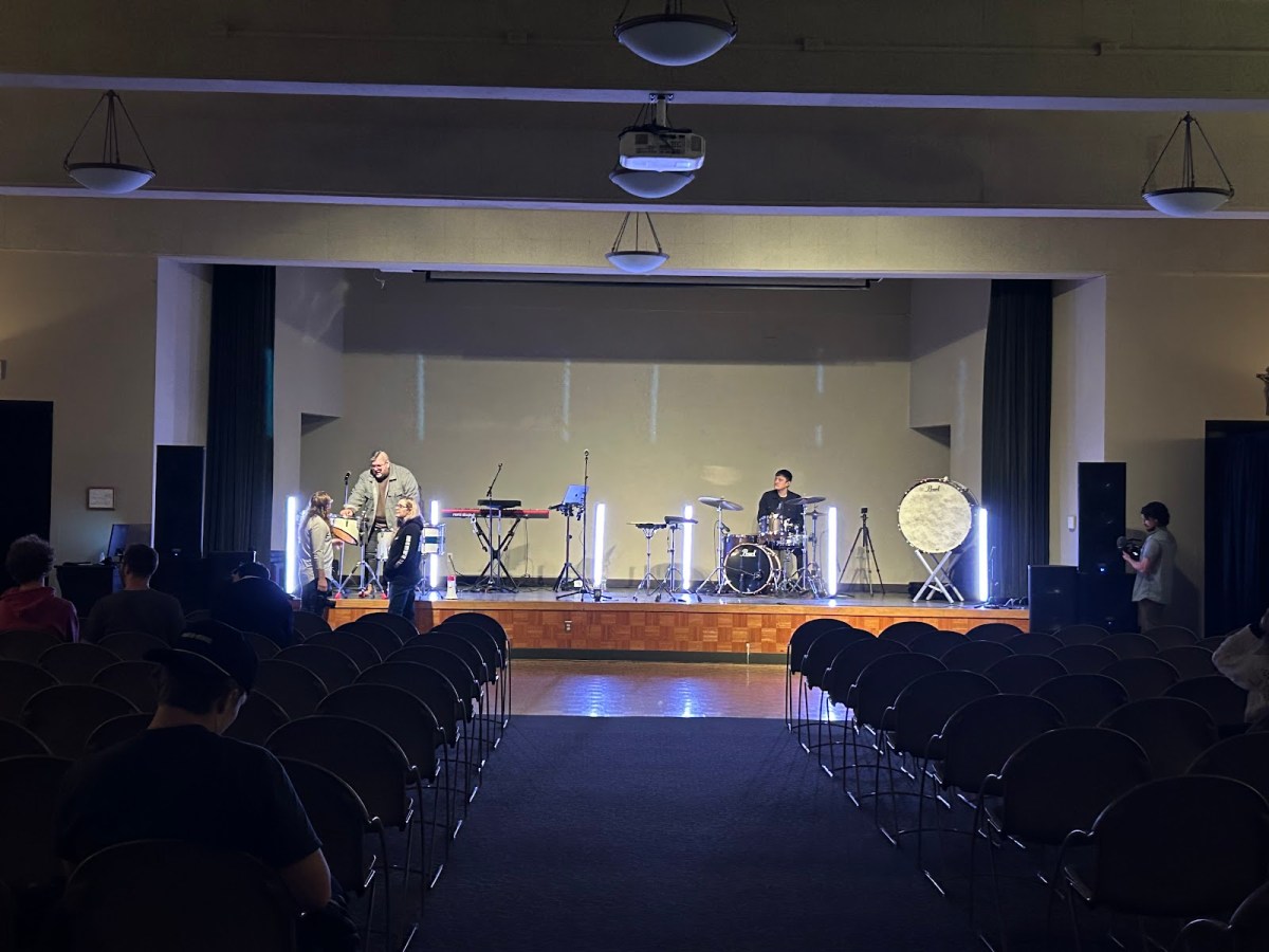 Christian Anderson Band Rumbles Wege Ballroom – The Saint