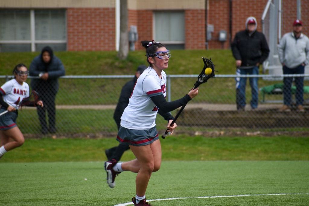 Women’s Lax Rounds out Season – The Saint